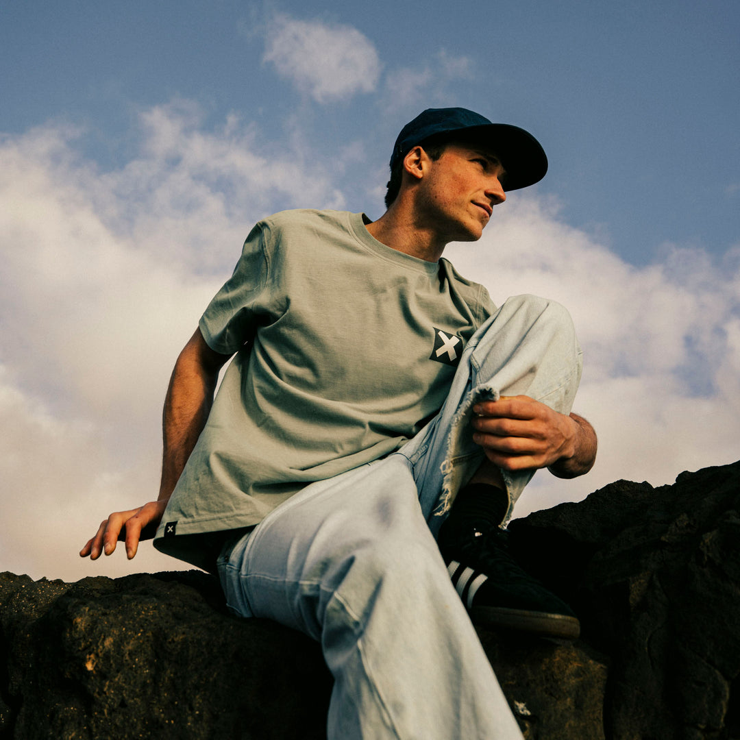 HOODIE CLASSIC BLANCO ROTO – Blue Banana Brand